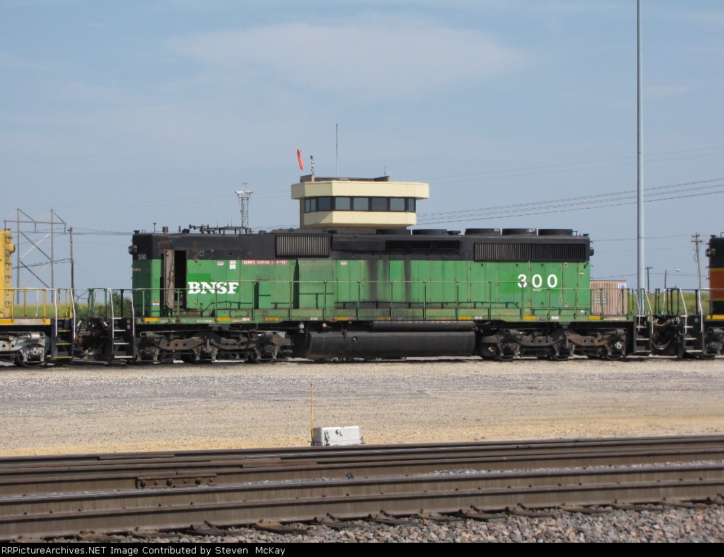 BNSF 300